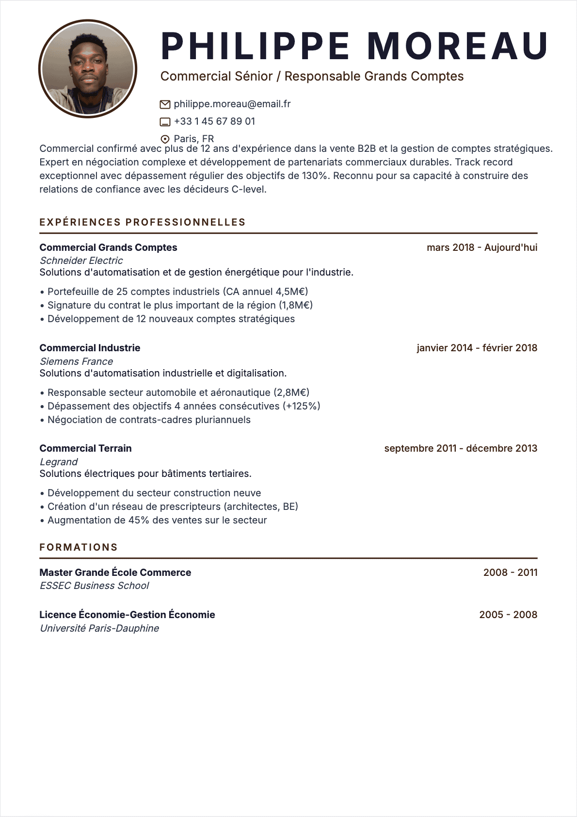 CV Commercial : Exemple et Conseils pour 2026